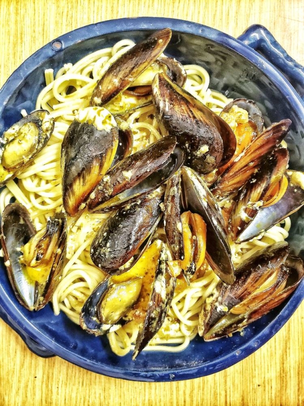 Garlic Butter Mussels :: Mmegi Online